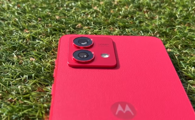 Test Motorola G84 : Un Smartphone de Qualité Entravé par ses Performances