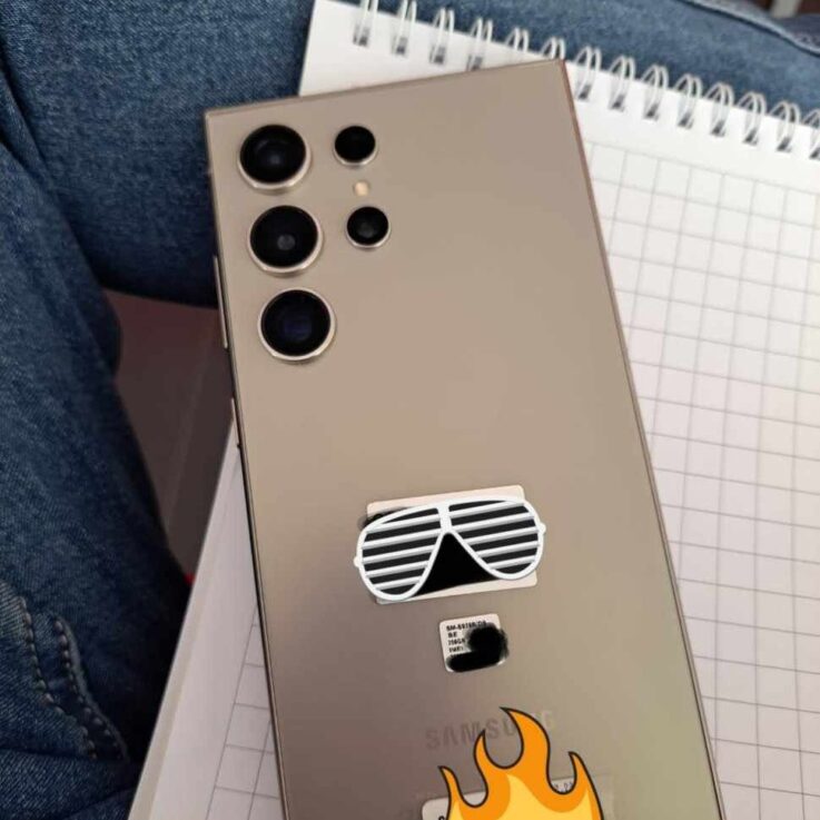 Des photos réelles du Galaxy S24 Ultra viennent de fuiter sur le net ...